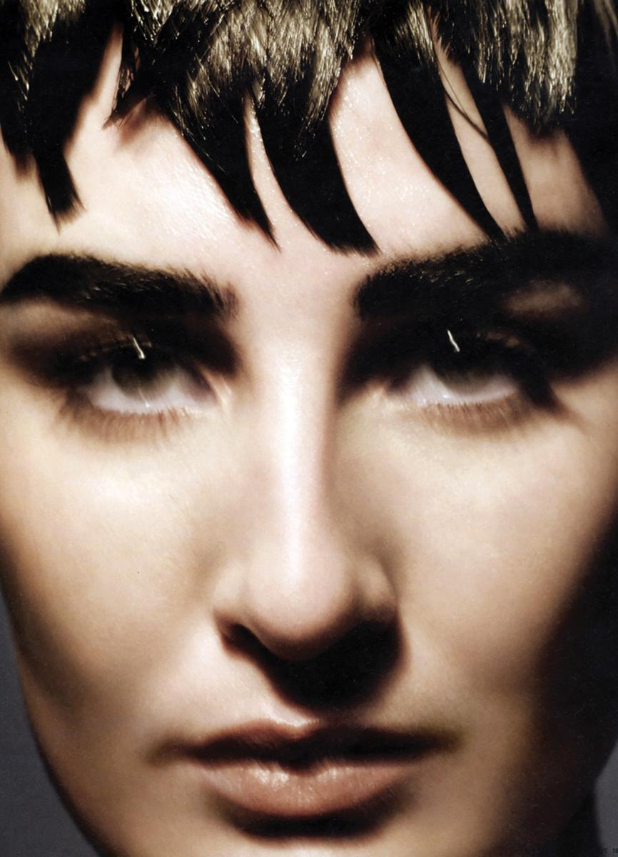Erin O'Connor - Models - Lizbell Agency