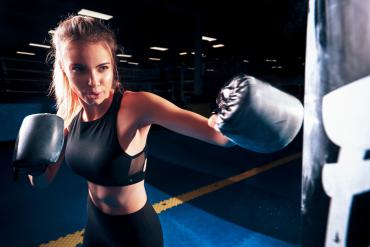 Stephanie - Models - Lizbell Agency