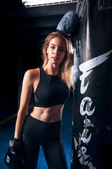 Stephanie - Models - Lizbell Agency