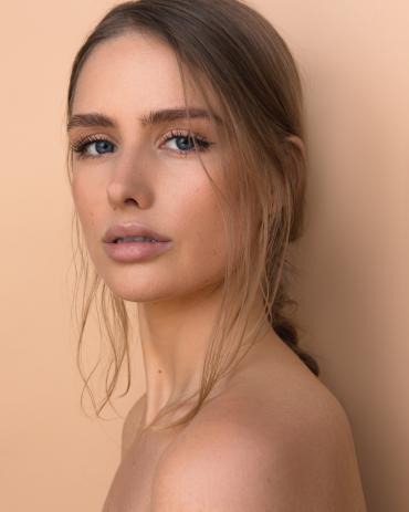 Deborah Ruzic - Models - Lizbell Agency