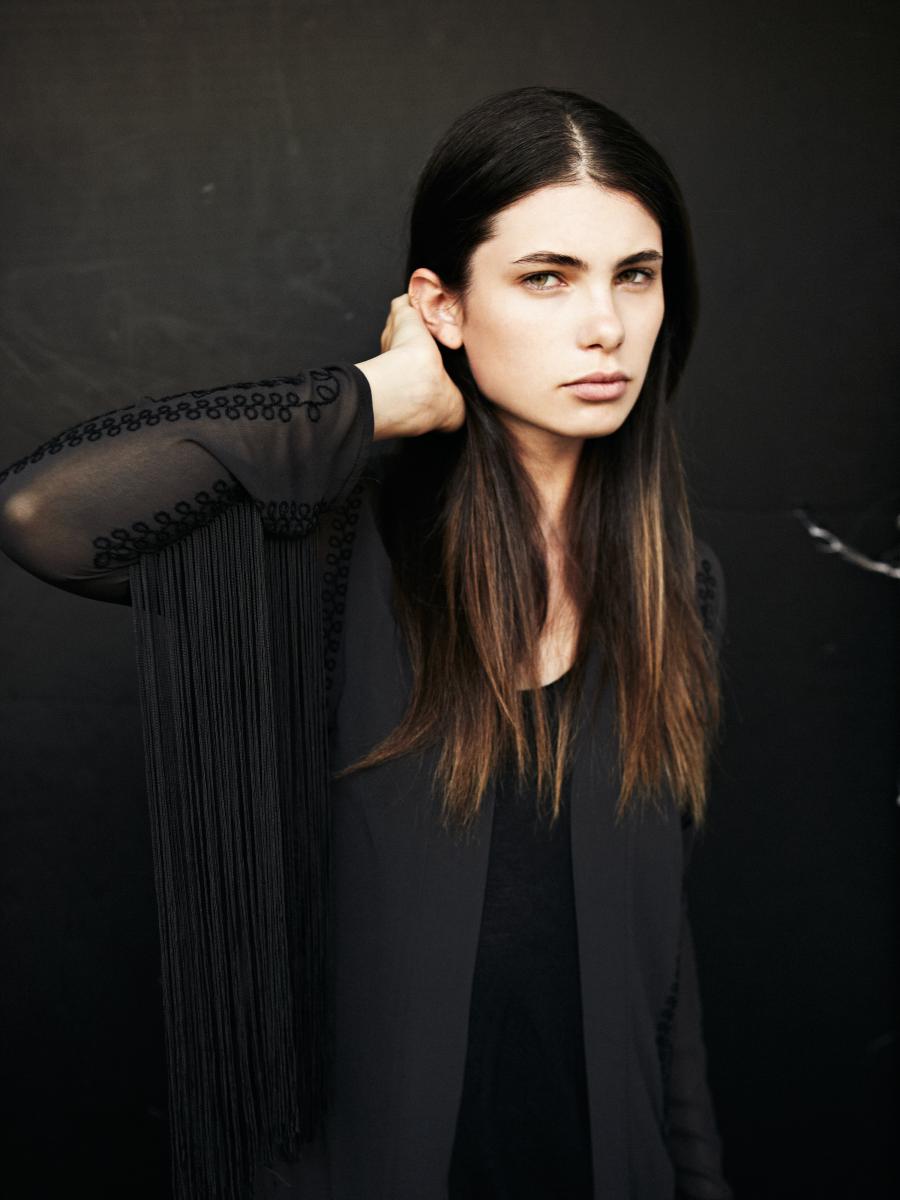 Neelia Moore - Models - Lizbell Agency