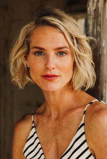 Kari Lakomski - Models - Lizbell Agency