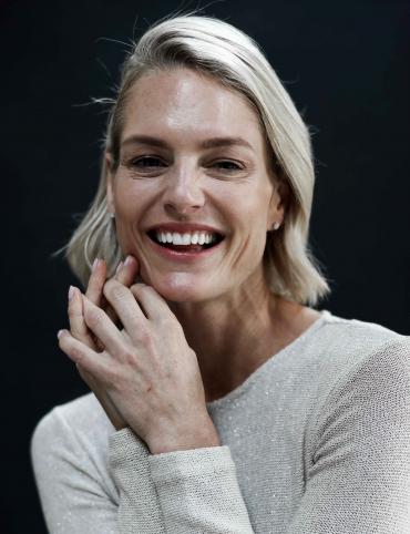 Kari Lakomski - Models - Lizbell Agency